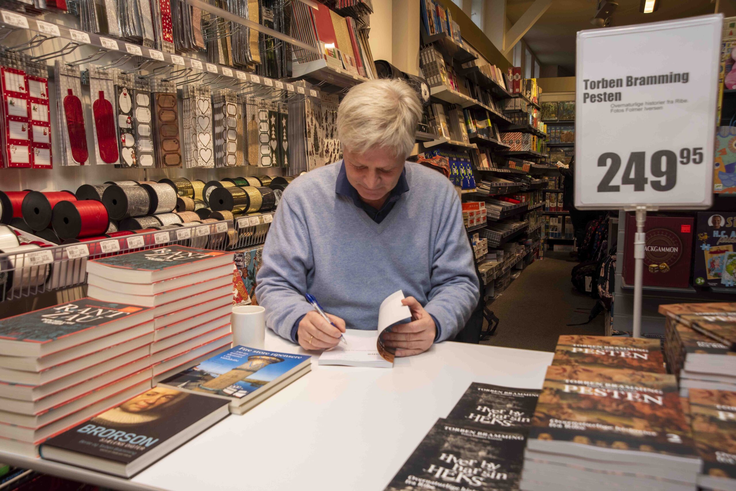 Ny bog fra Torben Bramming blev i dag sendt på markedet. - Ryk Ind