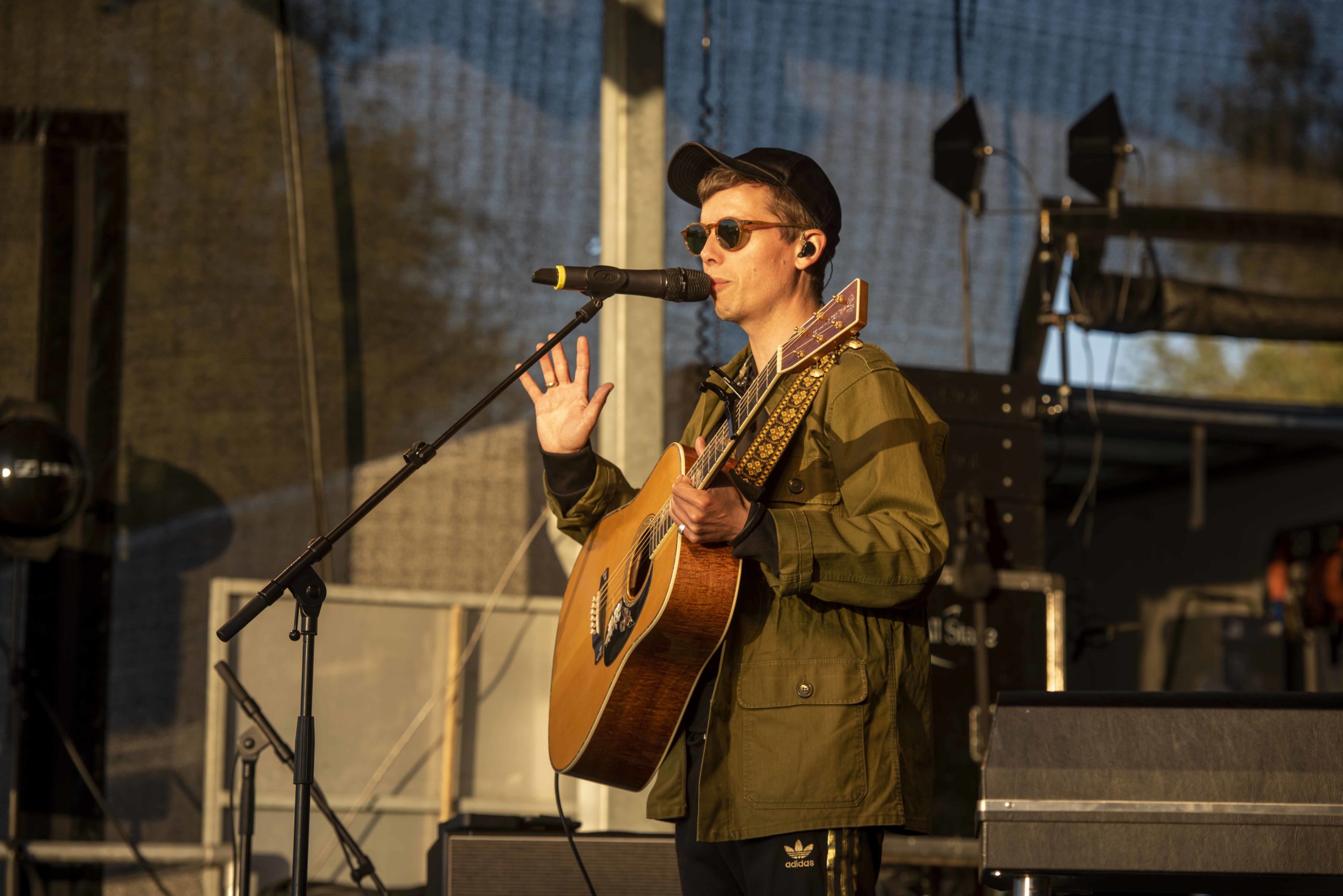 Mads langer - Ryk Ind