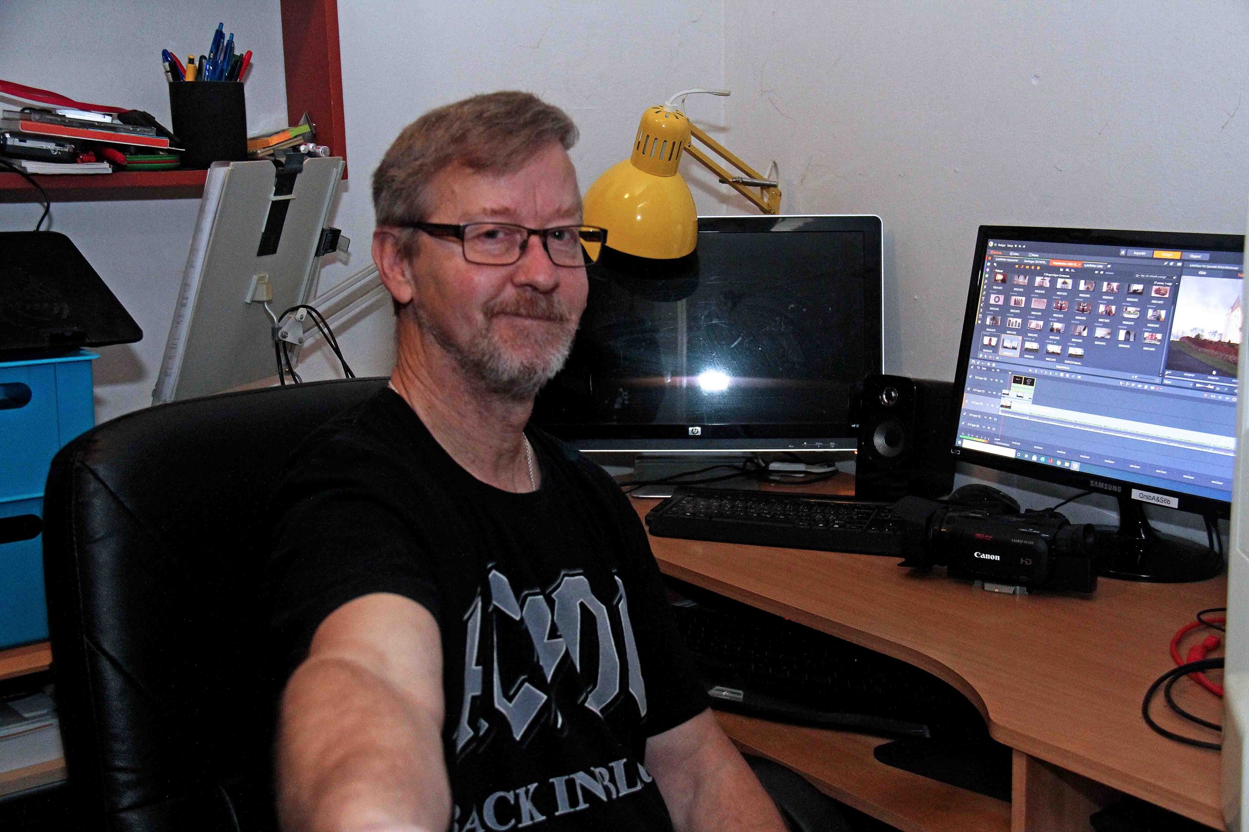 Egon ved klippebordet II - Ryk Ind