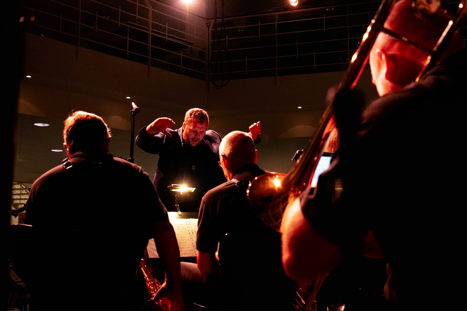 Big Band Ribe giver to koncerter med dygtig saxofonist som solist - Ryk Ind